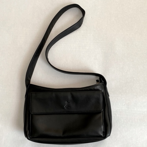 Freeport Studio | Bags | Freeport Studio Black Soft Leather Shoulder ...